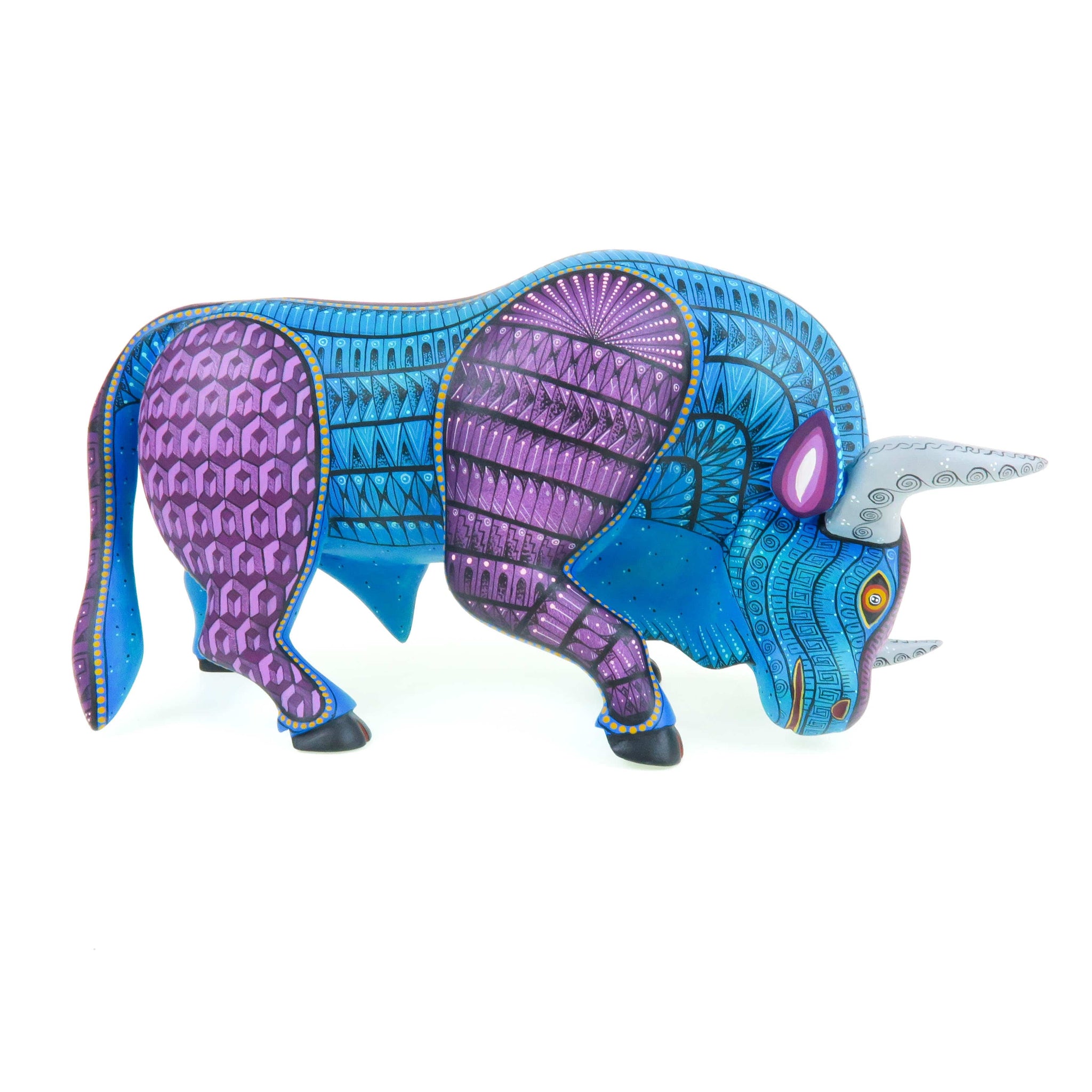 Charging Bull Masterpiece Oaxacan Alebrije Wood Carving – VivaMexico ...