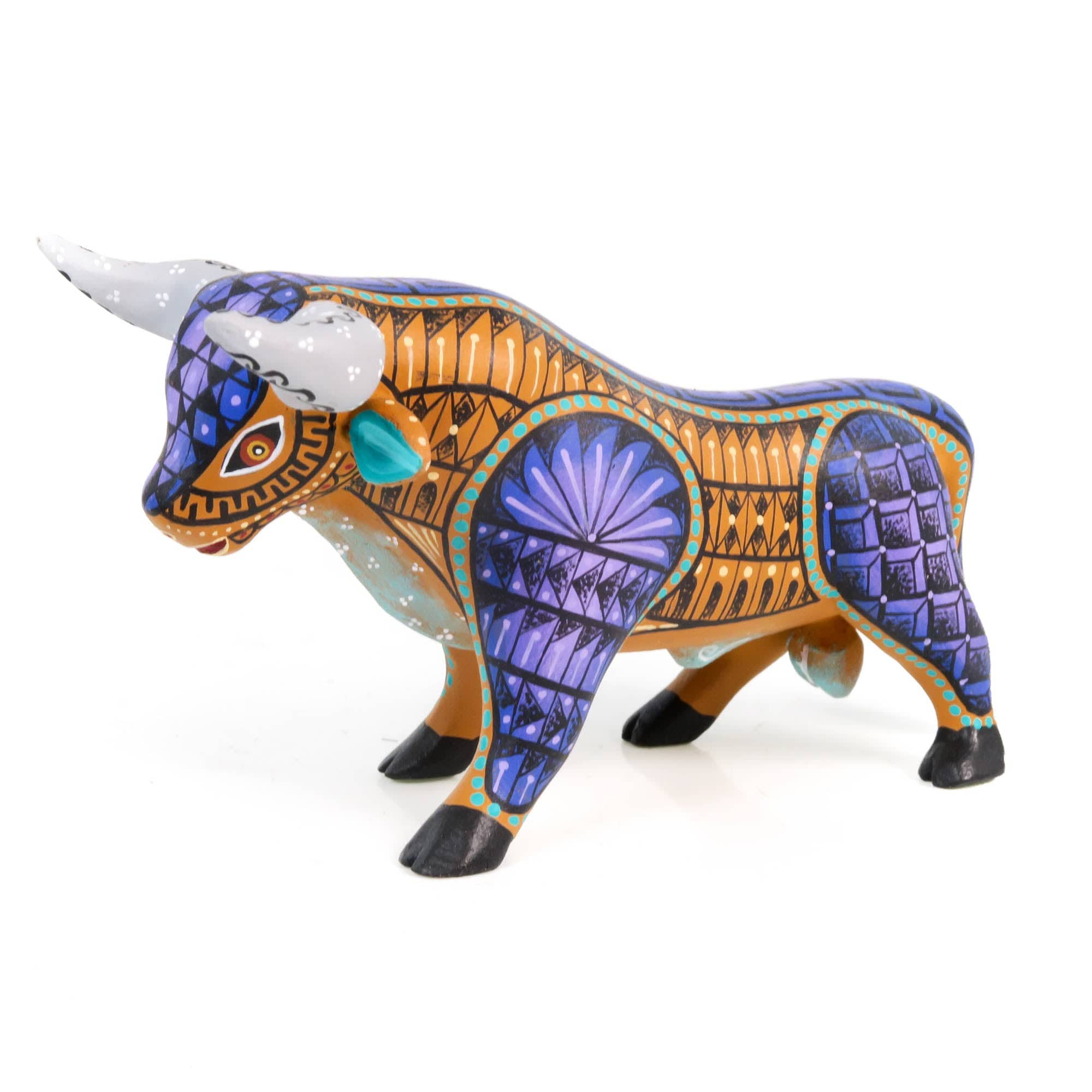 Charging Bull - Oaxacan Alebrije Wood Carving – VivaMexico.com ...