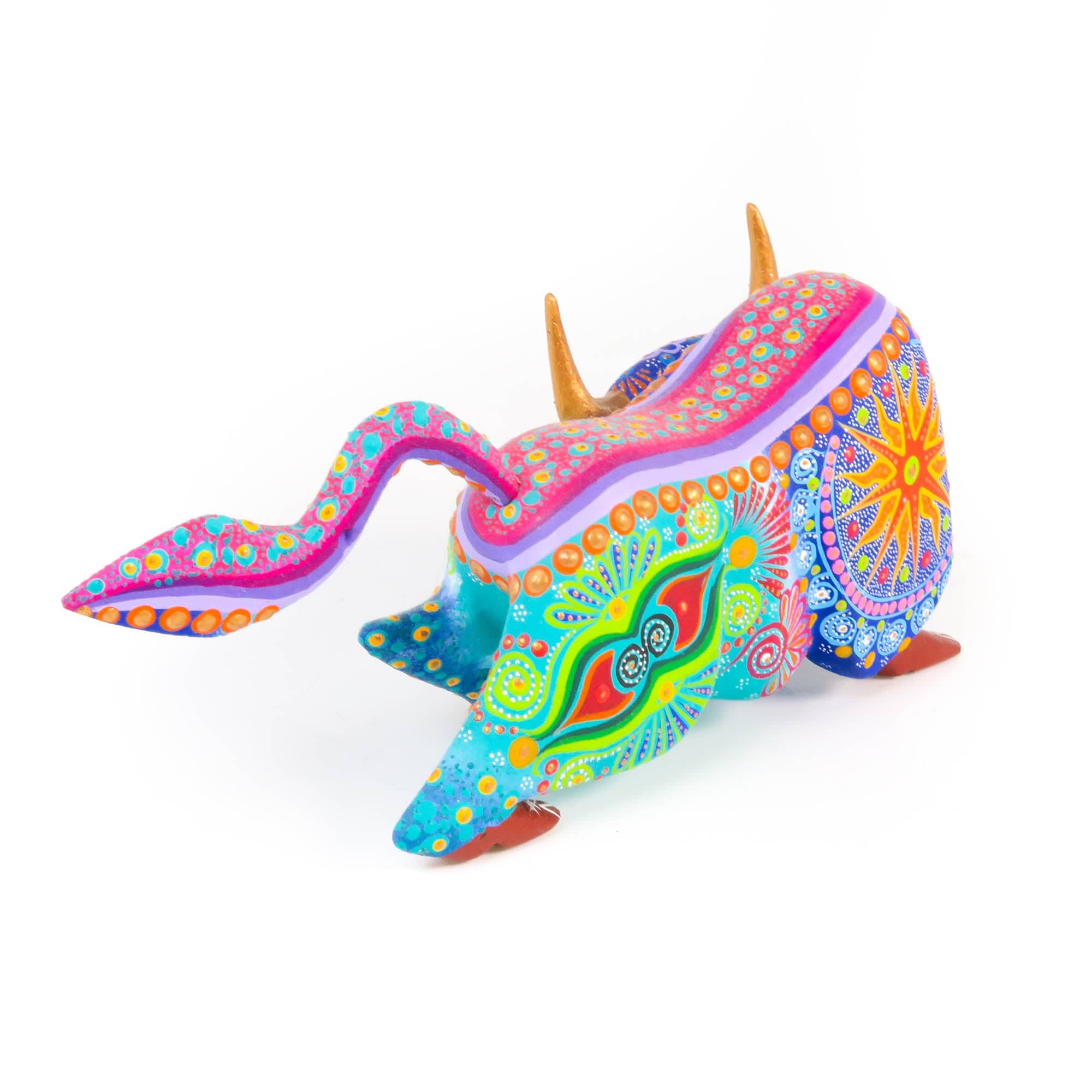 Colorful Bull - Oaxacan Alebrije Wood Carving – VivaMexico.com ...