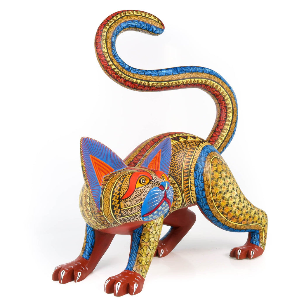 Curious Cat - Oaxacan Alebrije Wood Carving – VivaMexico.com - Mexican Art