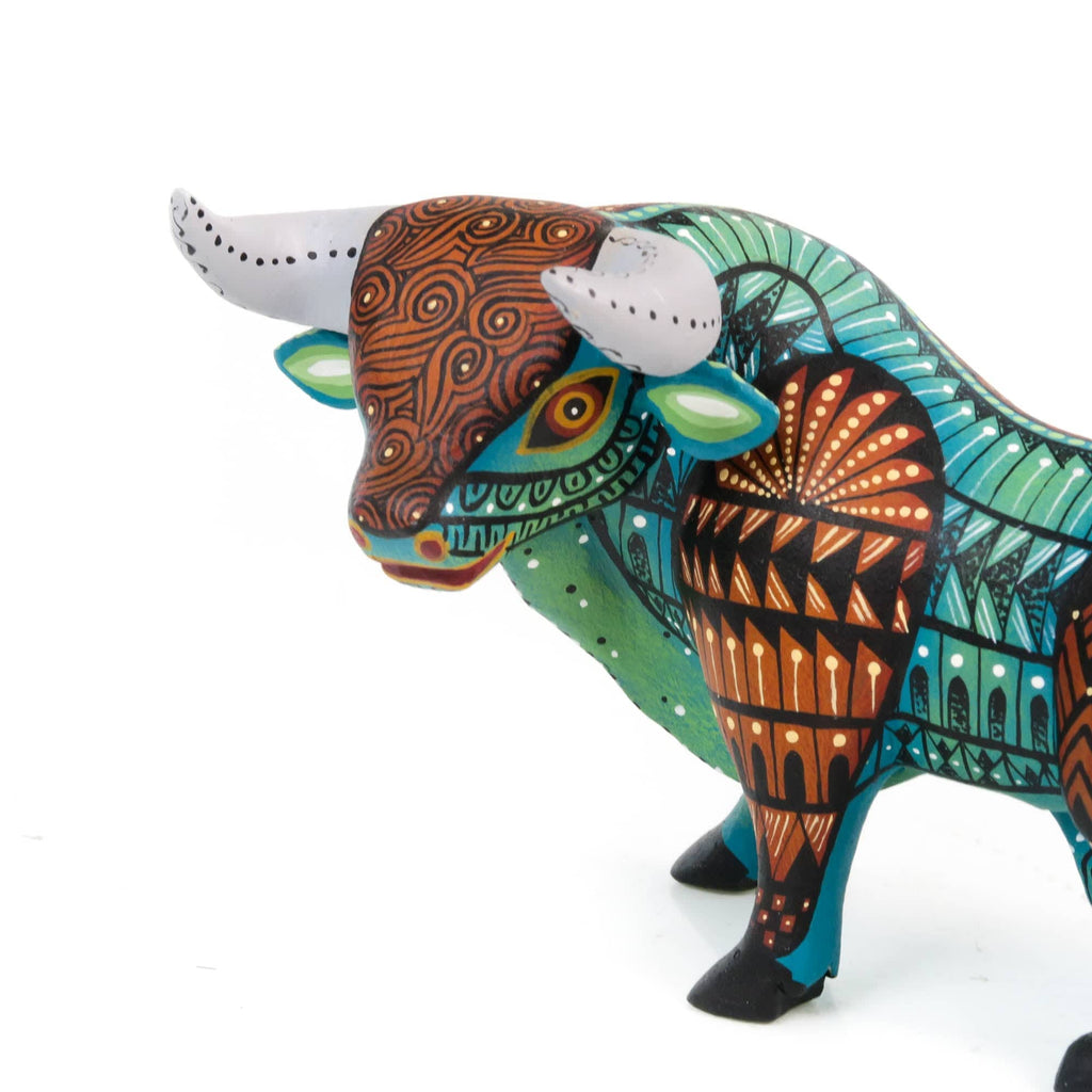 Elegant Bull - Oaxacan Alebrije Wood Carving – VivaMexico.com - Mexican Art