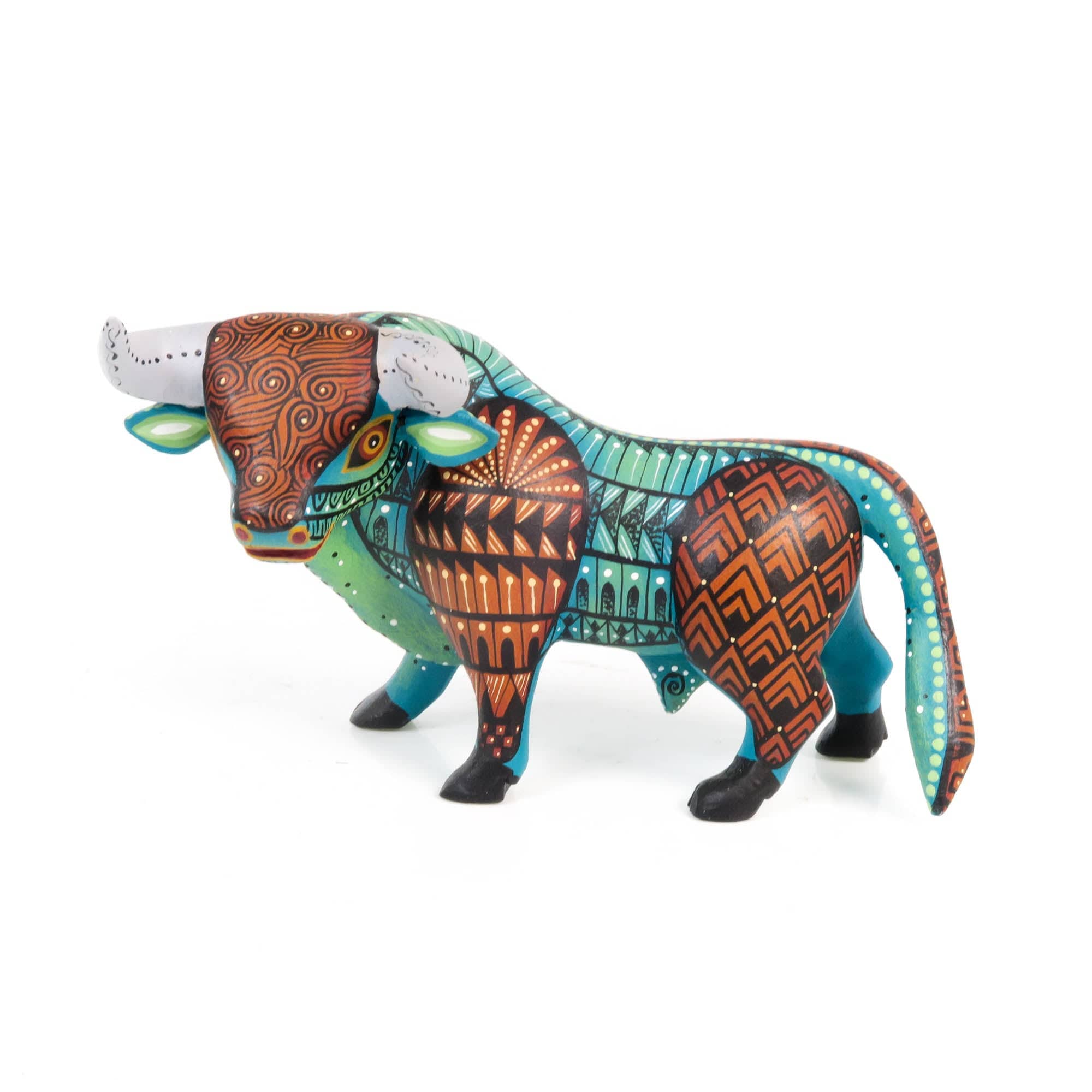 Elegant Bull - Oaxacan Alebrije Wood Carving – VivaMexico.com - Mexican Art