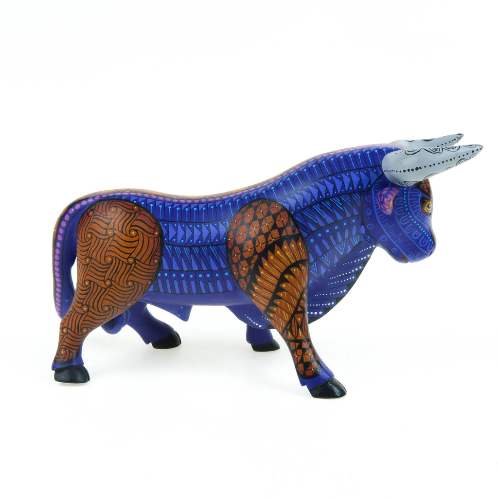 Fantastic Bull - Oaxacan Alebrije Wood Carving – VivaMexico.com ...