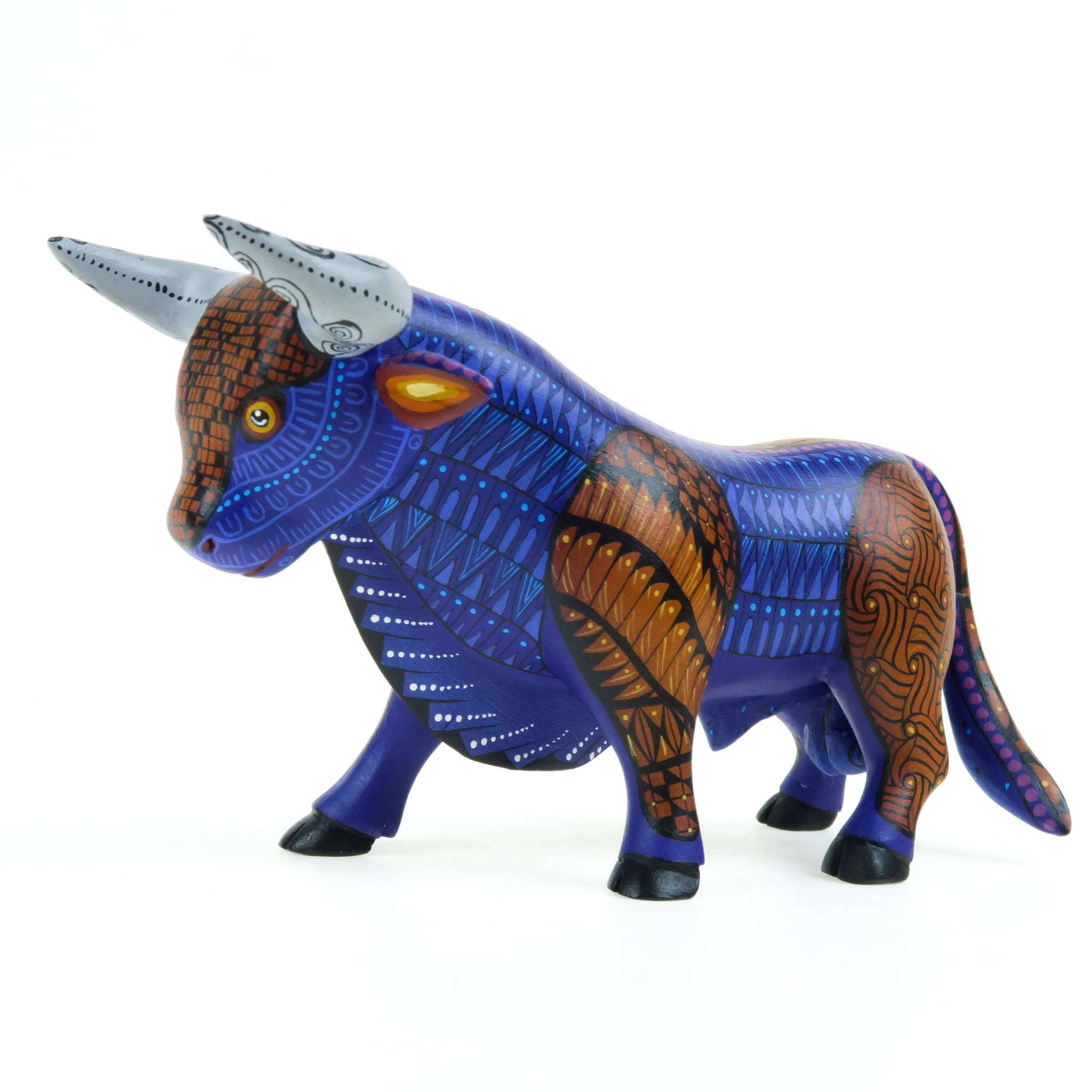 Fantastic Bull - Oaxacan Alebrije Wood Carving – VivaMexico.com ...