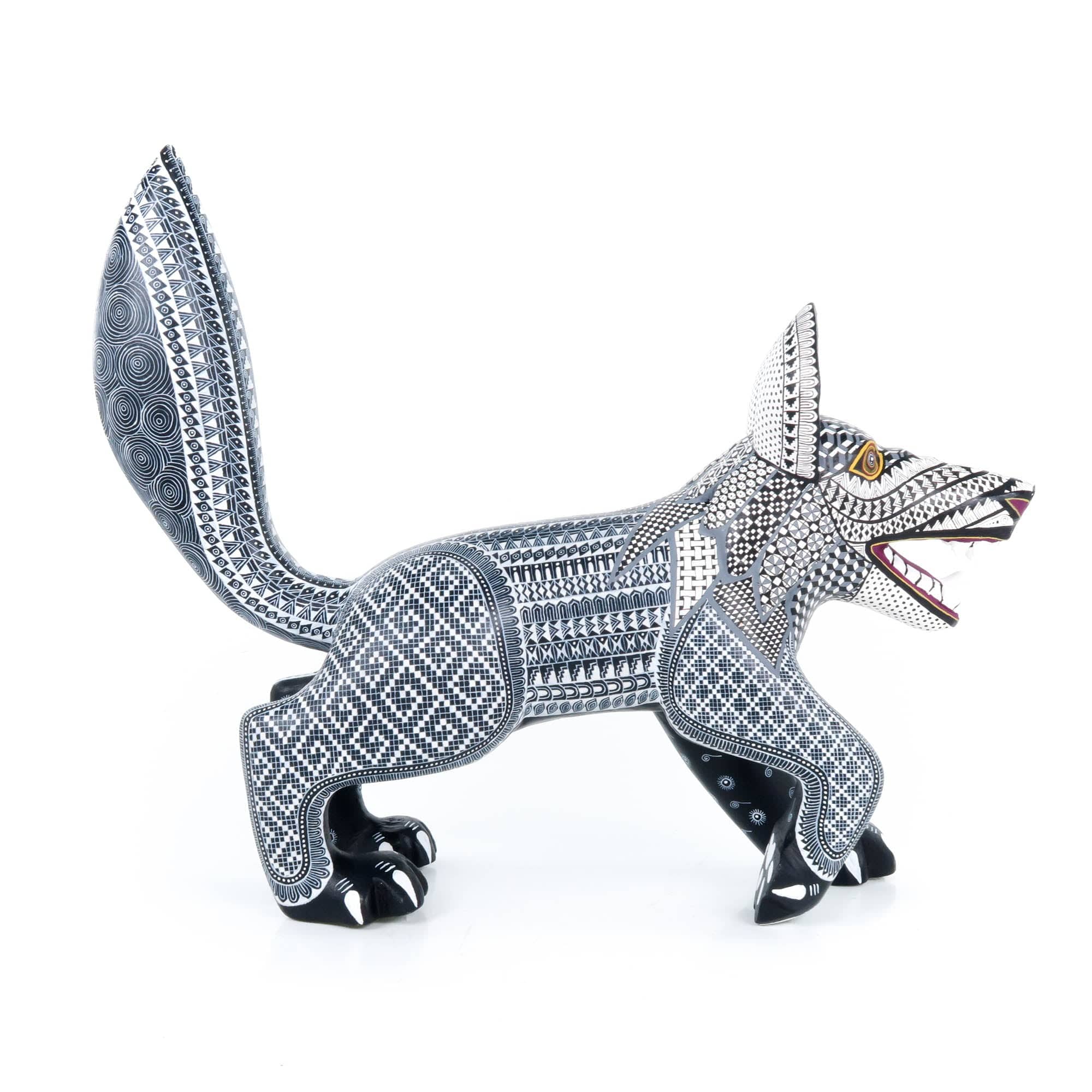 Fierce Wolf - Oaxacan Alebrije Wood Carving – VivaMexico.com - Mexican Art