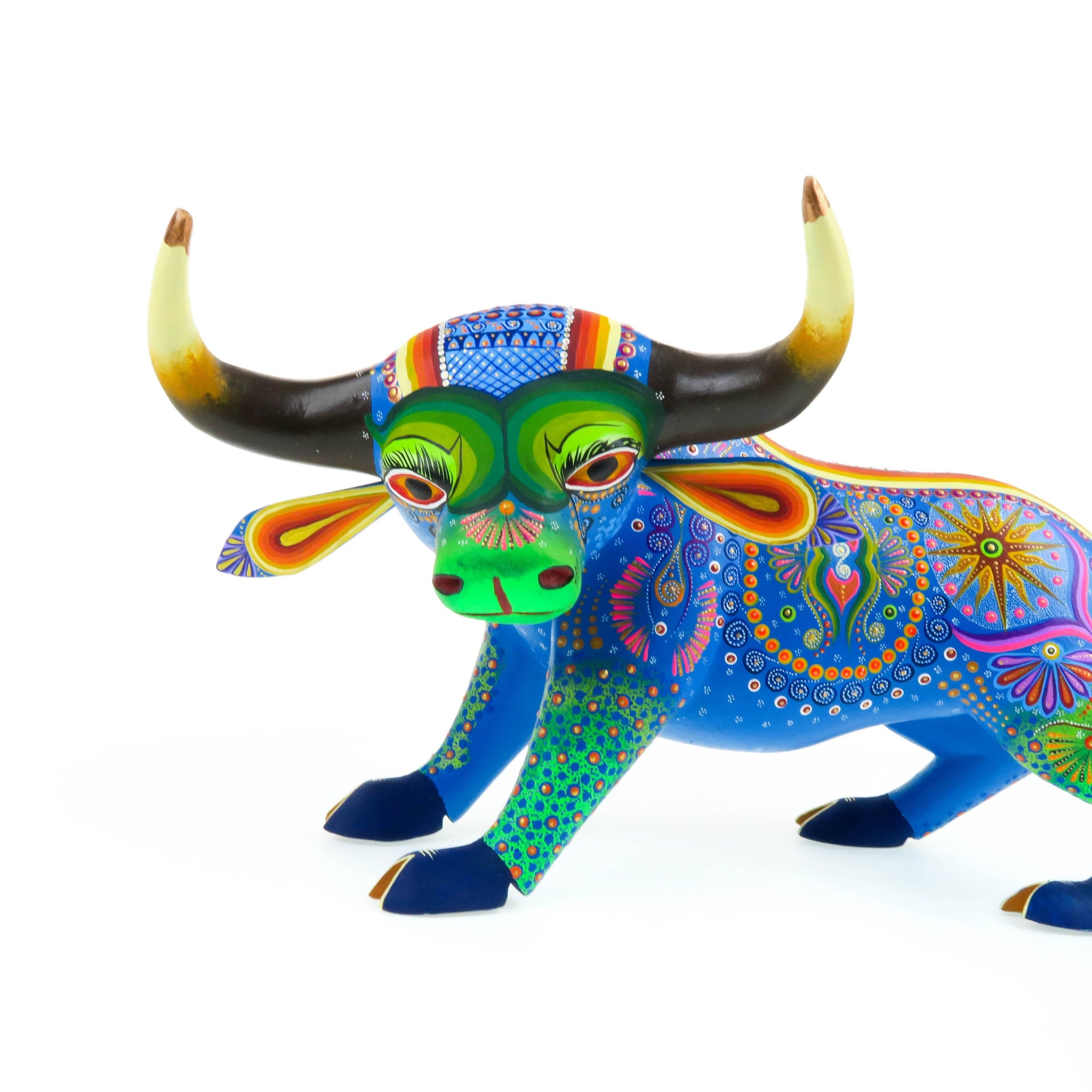 Large Fantastic Bull - Oaxacan Alebrije Wood Carving – VivaMexico.com ...