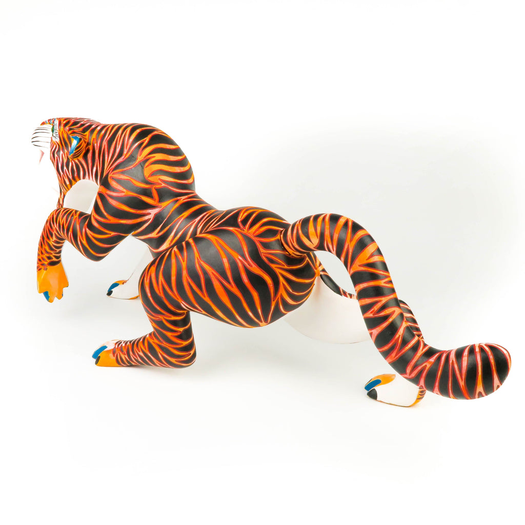 Large Tiger - Oaxacan Alebrije Wood Carving – VivaMexico.com - Mexican Art