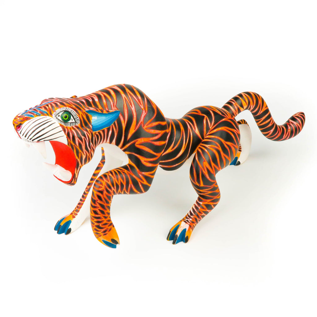 Large Tiger - Oaxacan Alebrije Wood Carving – VivaMexico.com - Mexican Art