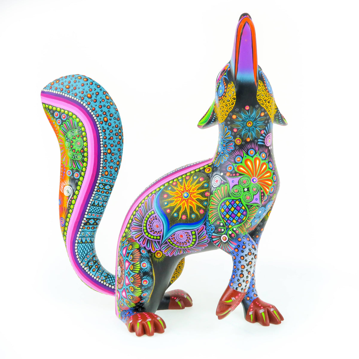 Masterpiece Howling Coyote - Oaxacan Alebrije Wood Carving – VivaMexico ...