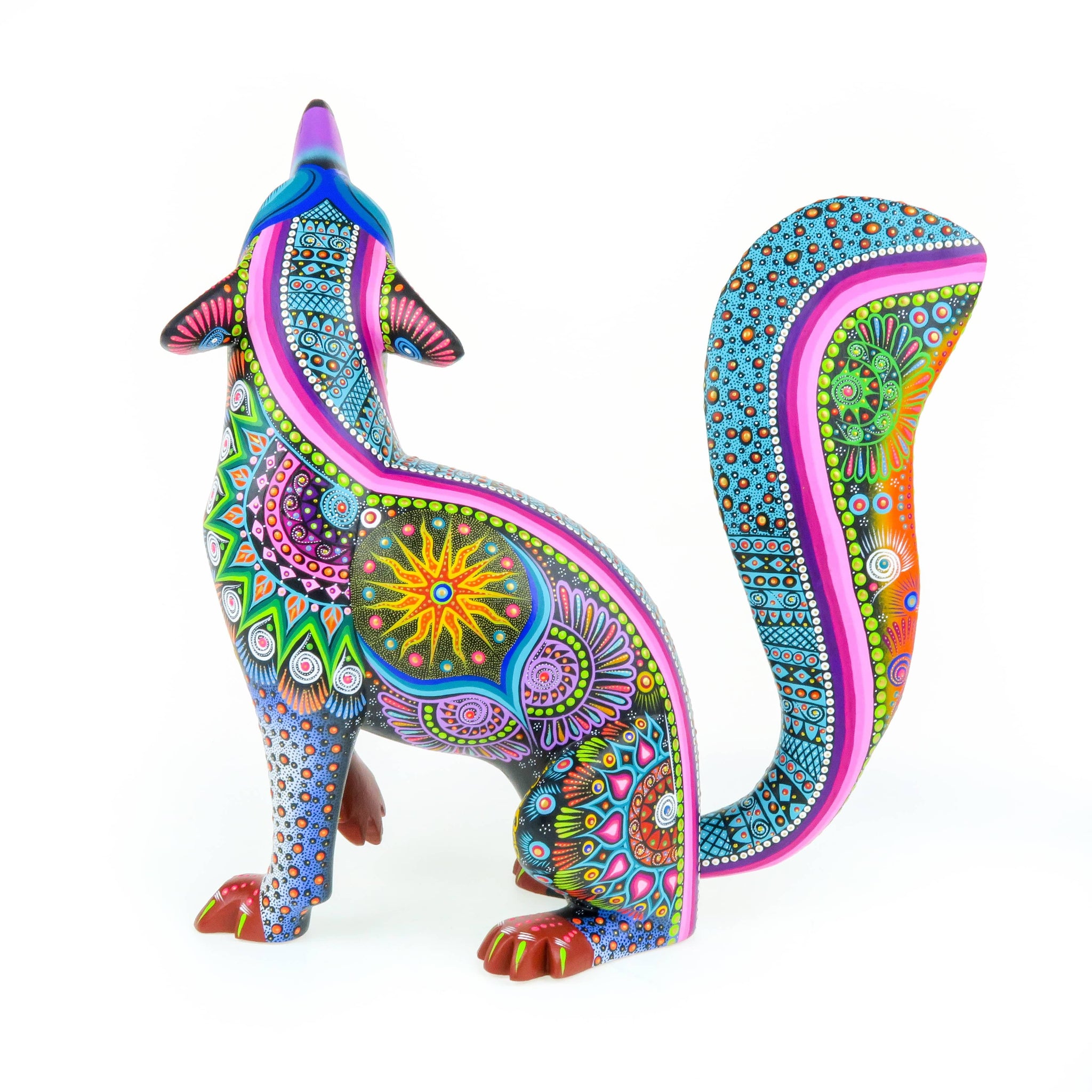 Masterpiece Howling Coyote - Oaxacan Alebrije Wood Carving – VivaMexico ...