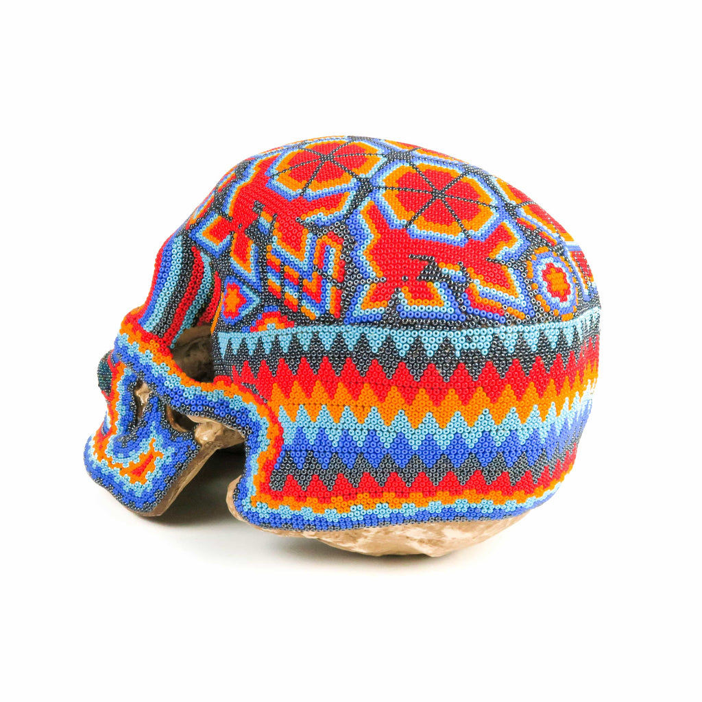 Huichol Beaded Resin Skull – VivaMexico.com - Mexican Art
