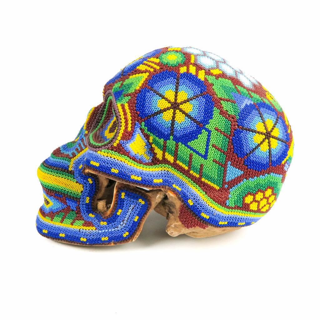 Huichol Beaded Resin Skull – VivaMexico.com - Mexican Art